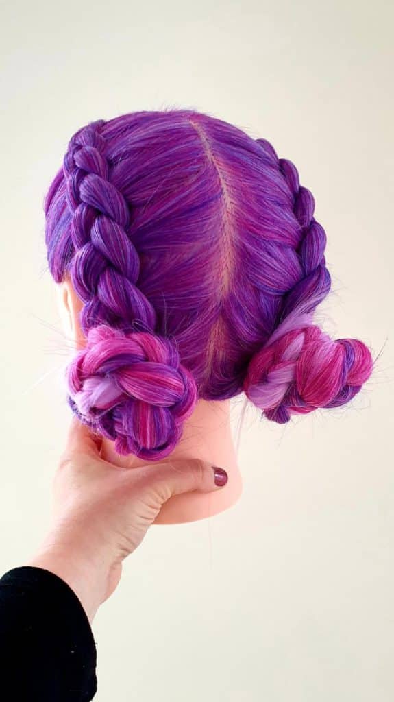 Oefenhoofd van Sassy Goods, eenvoudig leren vlechten voor kids