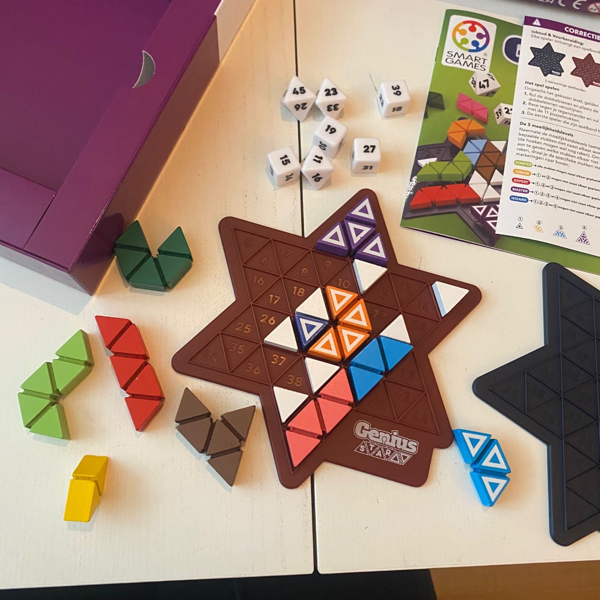 SmartGames Genius | Spel voor 2 review @ MamaScrapelle