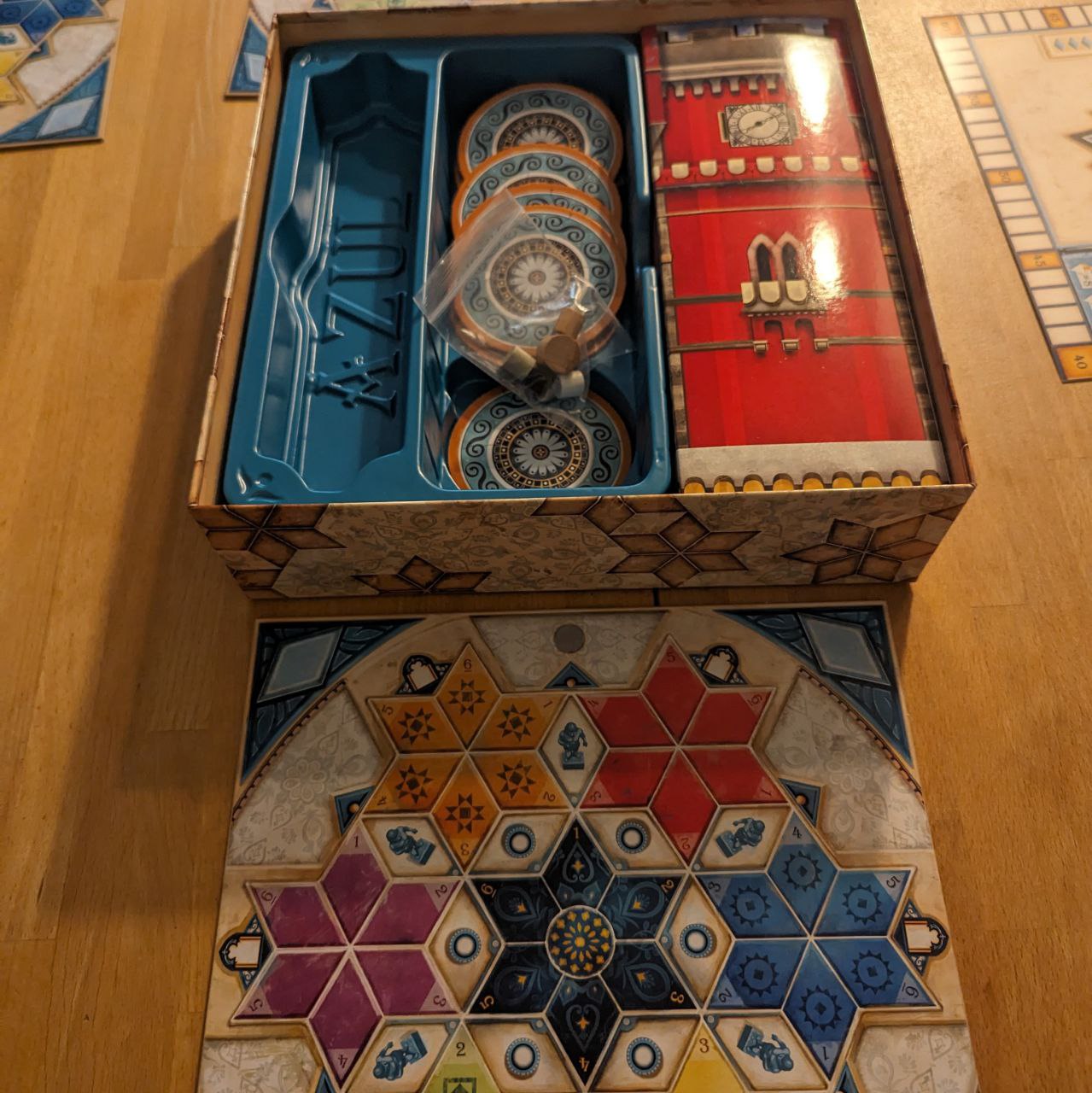 Azul - Een familiespel waarbij je de mooiste wandversiering maakt ...