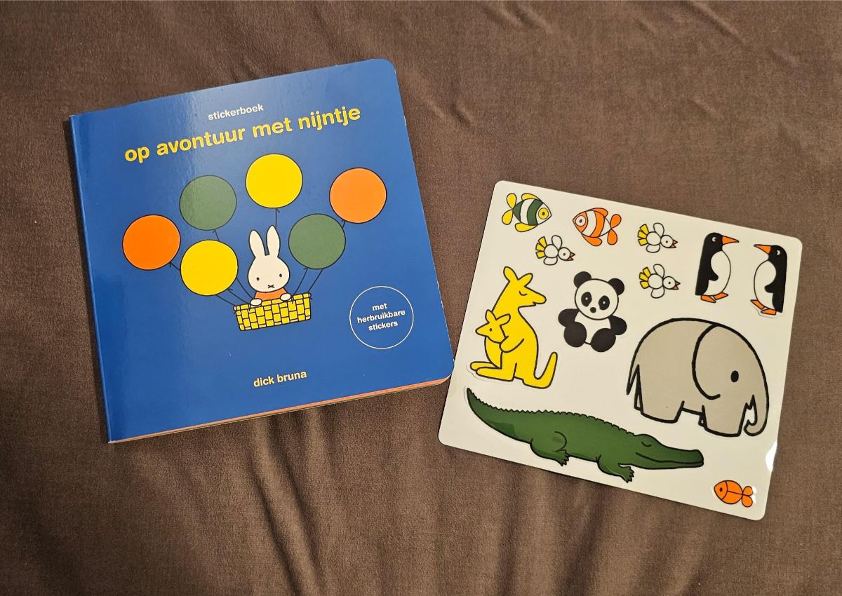 Op avontuur met nijntje een boek met herbruikbare stickers - MamaScrapelle